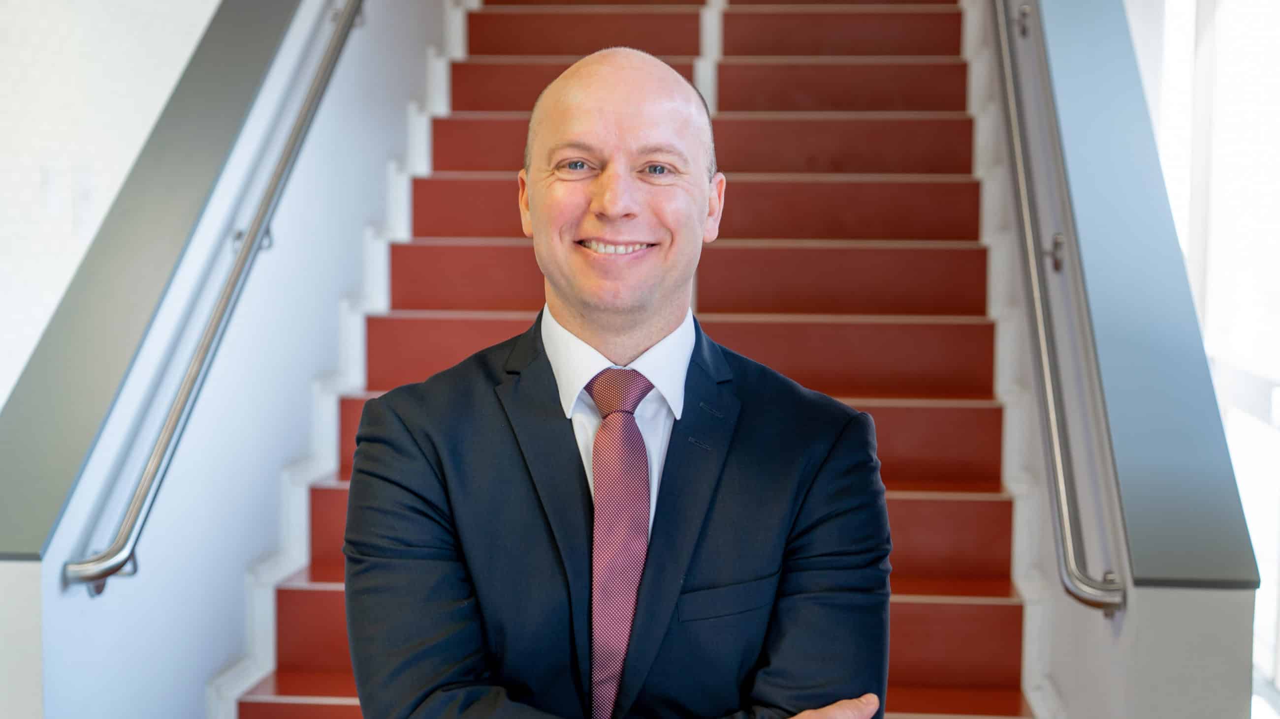 Prof. Dr. Andreas Mierau | LUNEX